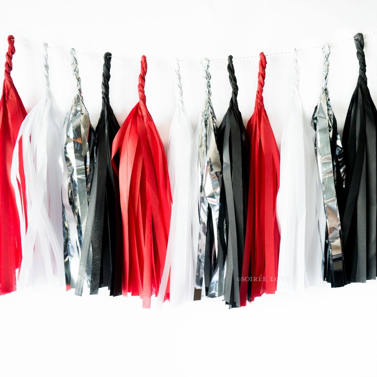 Metal Knockout Paper Tassels – Soiree Love