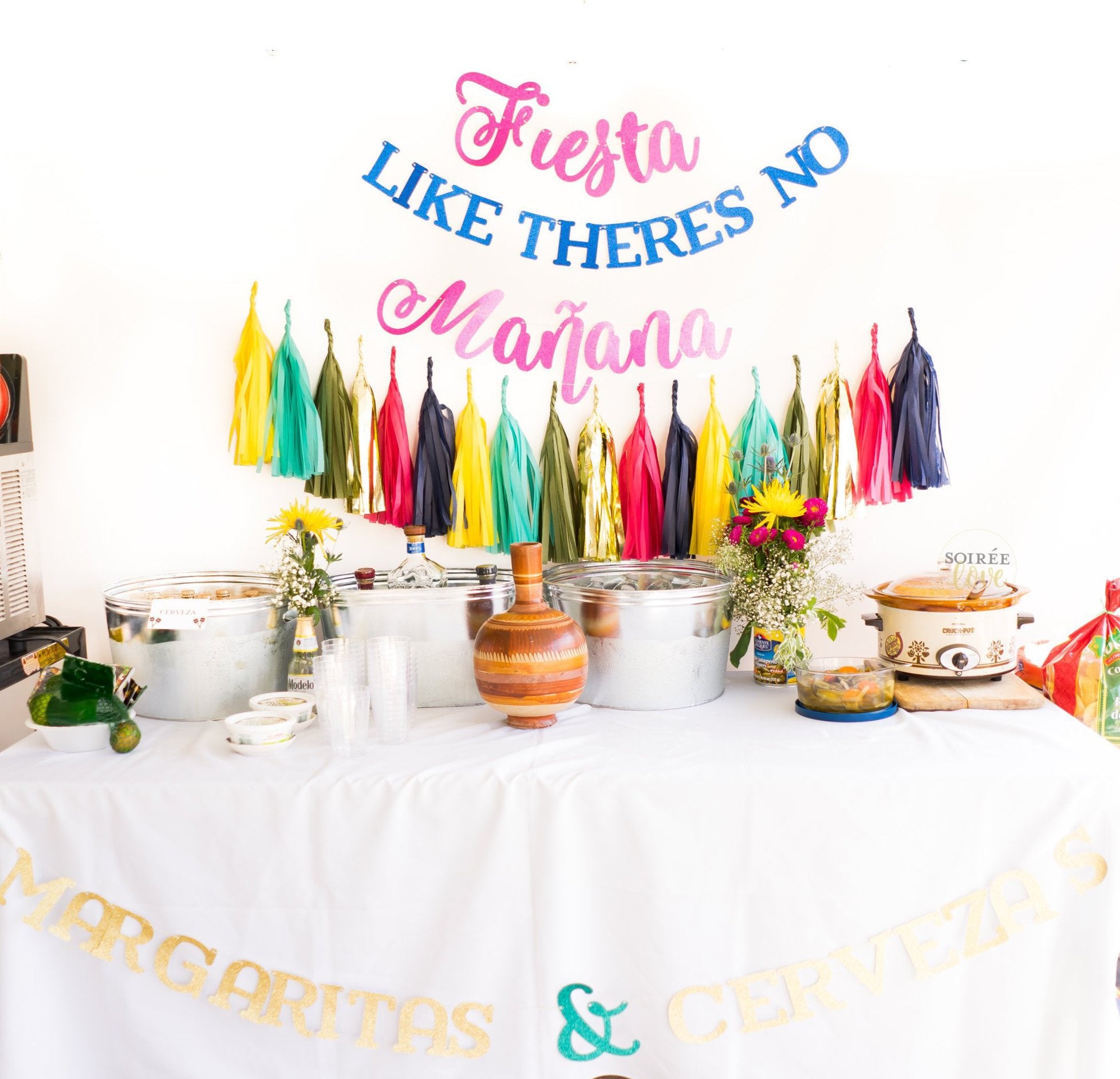 Modern Fiesta Party Box – Soiree Love