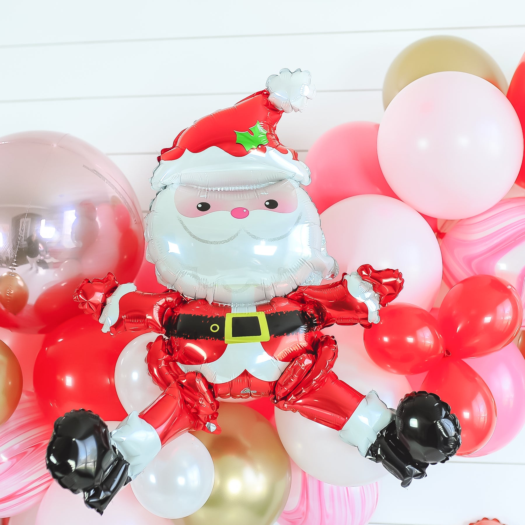 Sitting Santa Balloon, Friendsmas Party Decor, Be Merry Christmas Xmas ...